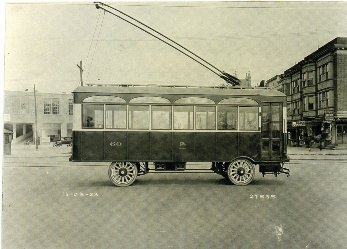 Trackless Trolleys in Philadelphia – OLIVER EVANS CHAPTER